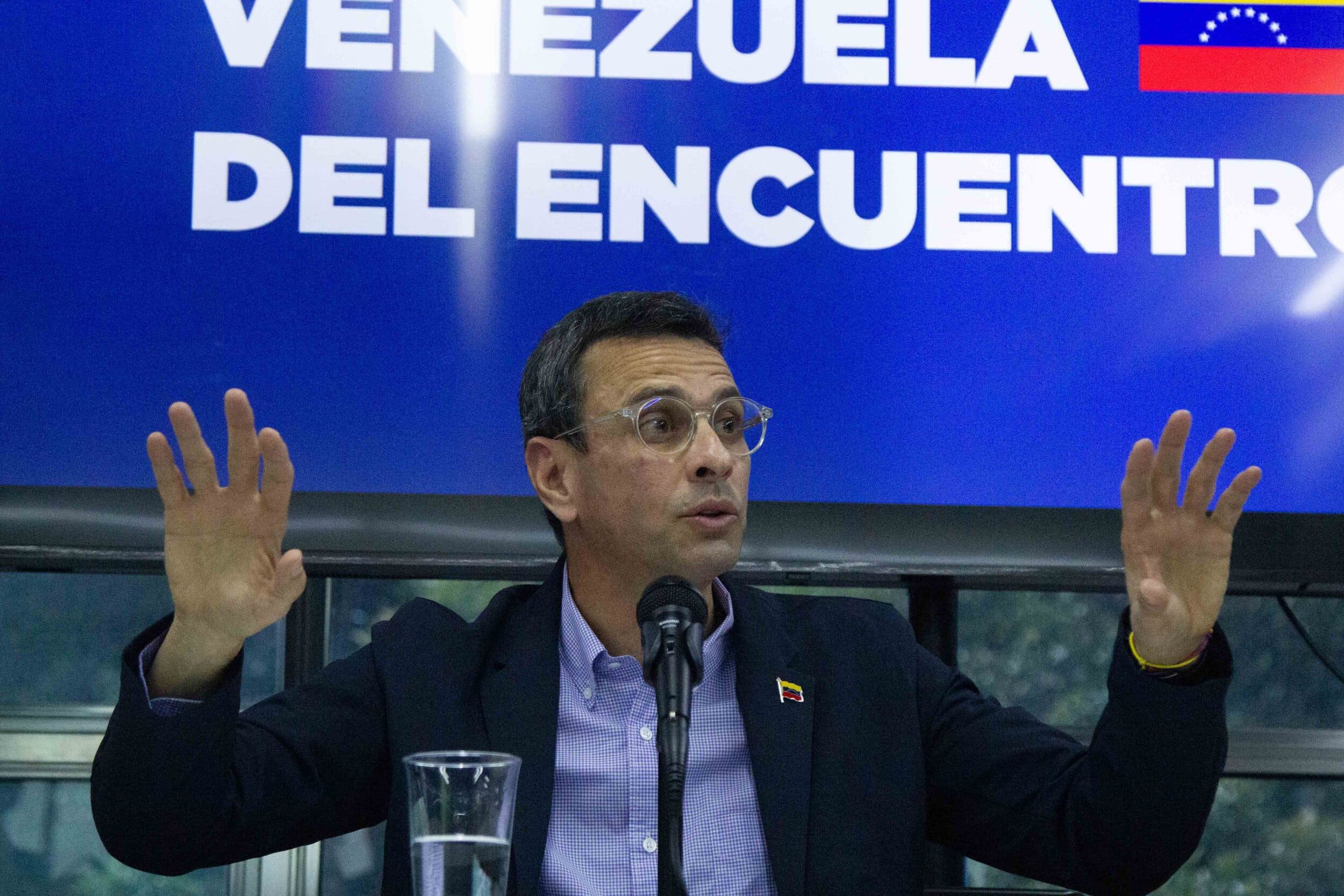 Capriles rechaza llamados a la abstención en elecciones del 27A