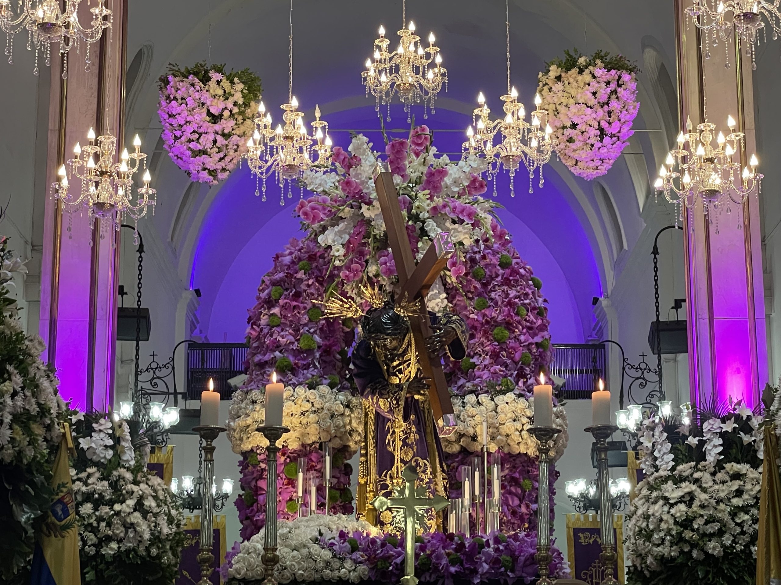 Nazareno de San Pablo estrenó ruta de procesión por sus 350 años