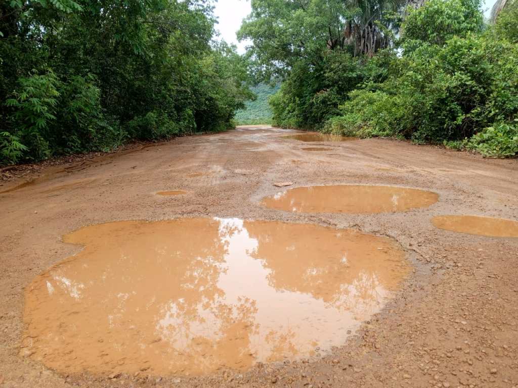 Fallas en vialidad y combustible aíslan a Caicara del Orinoco